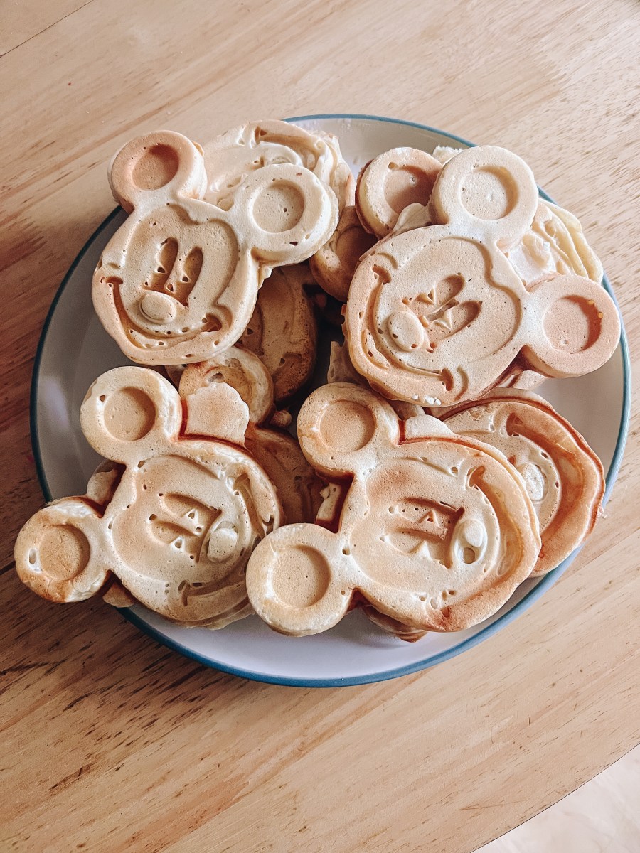 Mickey Waffle’s’mores – The Little Mermaid Now